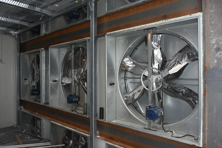 Fan Selection for Enclosed Chicken Houses